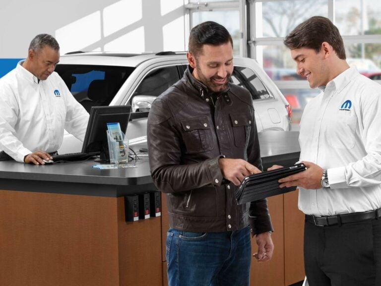 Dodge Chrysler Jeep Ram Dealer near Winnipeg